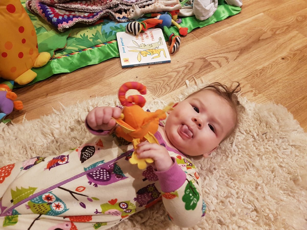 Baby Sees Her Parents’ Faces Clearly For 1st Time And Her Reaction Has ...