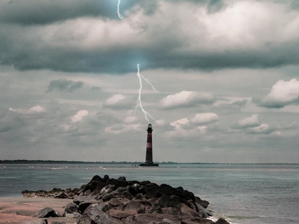 Insane Photos of Wild and Terrifying Weather – Page 2 – Obsev