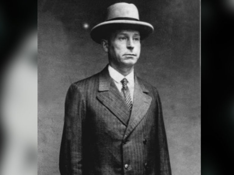 Vintage Photos of History’s Most Notorious Killers – Page 47 – Obsev