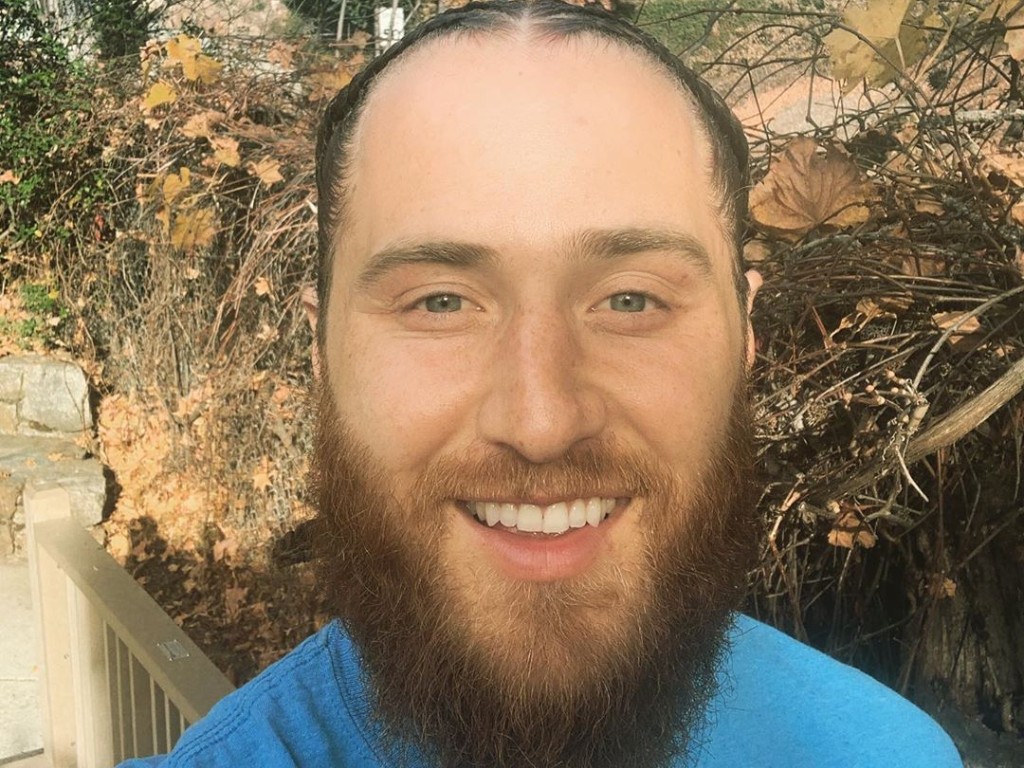 Real-Life Forrest Gump Sets Out to Walk Across America— Until He Finds ...