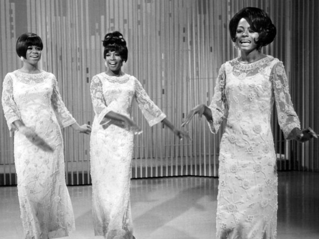 25 Beautiful Groovy Photos – Page 7 – Obsev