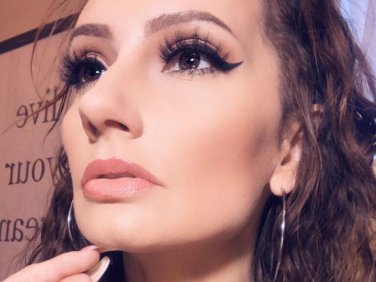 Proud Catfish Shows Off Her Incredible Transformation and Stuns Social ...
