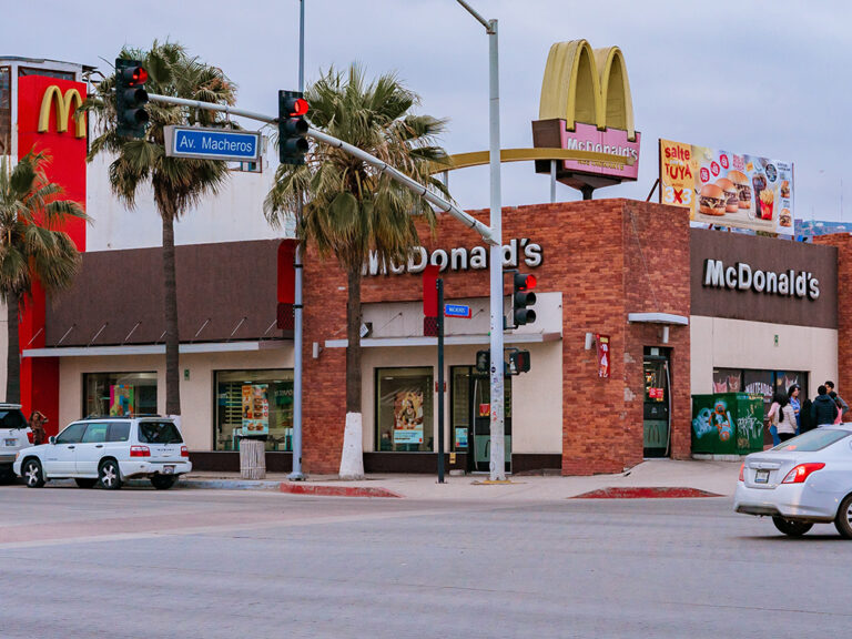 The Real Reason That McDonald’s Has Drive-Thru Cameras Will Surprise ...