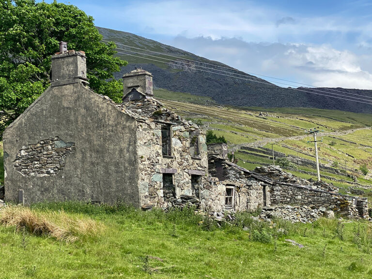 Couple Acquires a 100-Year-Old Mansion By Chance With Its Own Secrets ...